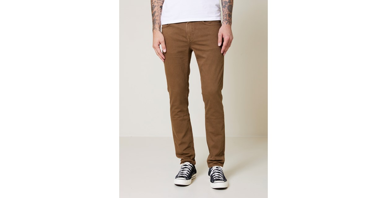 Slim Will knit color jeans Coffee Liqueúr | DECADES